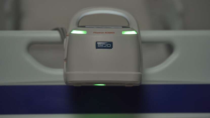 ARJO FLOWTRON ACS900 COMPRESION PUMP - MedKart Online